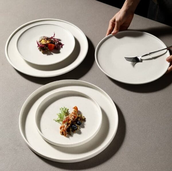 Custom Dinner Plates UK | Wholesale Ceramic Plates & Logo Printing